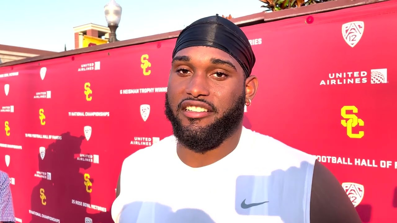 USC OL Courtland Ford on rotating at left tackle with Bobby Haskins ...