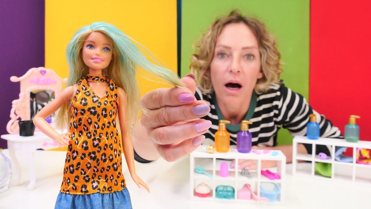 Nicoles SPA Salon. Eine Keratin Maske für Barbie. Spielspaß mit Puppen ...