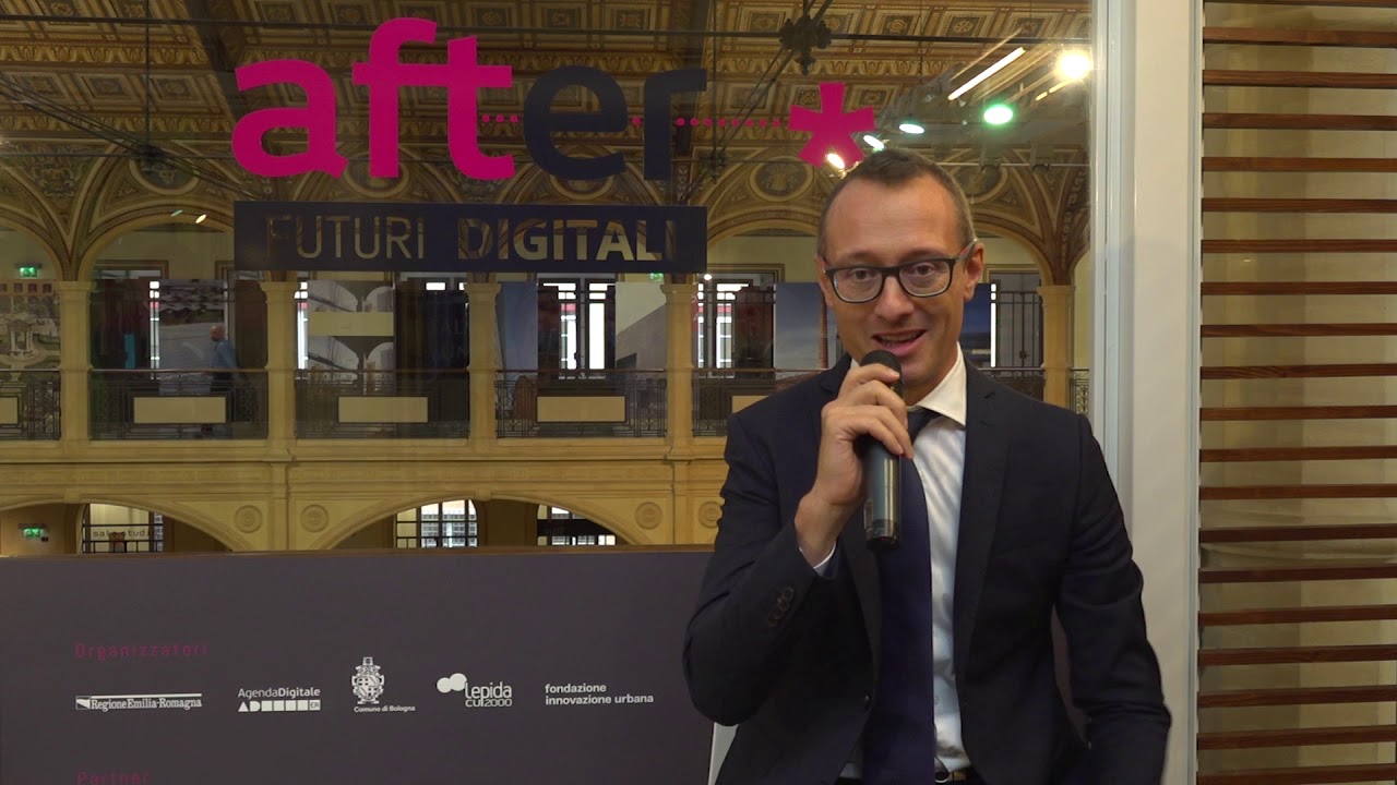 24/10/2019 - intervista a Marco Colombo. - YouTube
