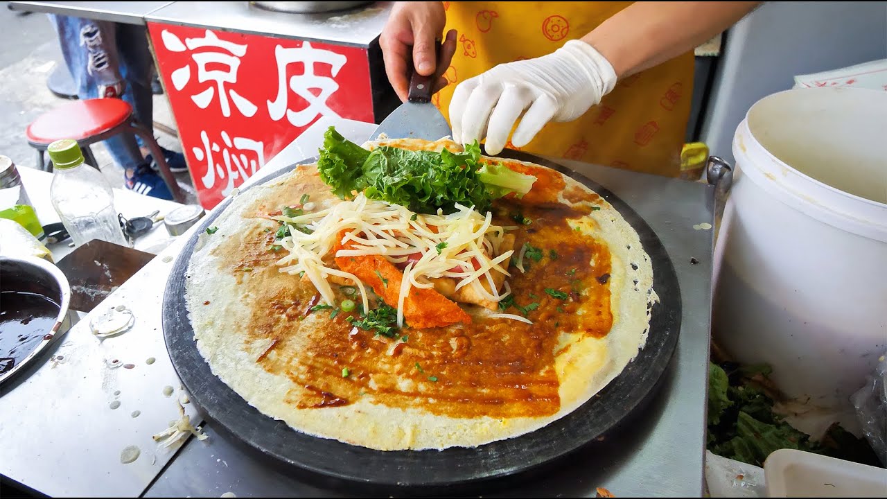 Chinese Crepe Jian Bing ｜Street Food Breakfast ｜Chinese snacks - YouTube