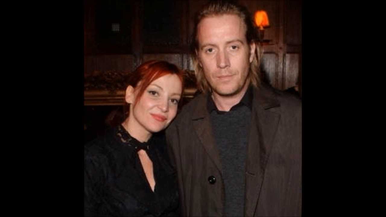 RHYS IFANS AND PEARL LOWE ★ BARDOT - YouTube