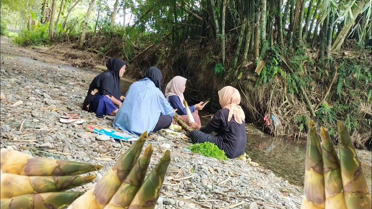 Rebung atau Bambu muda, Es buah Dan Cincau - YouTube