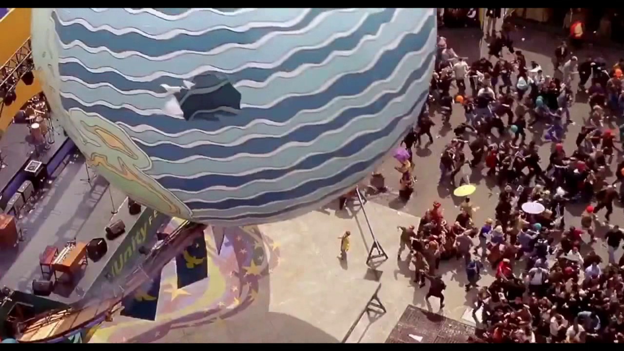 Spiderman: Parade Blimp Balloon Deflation (Super-Slow-Motion) - YouTube