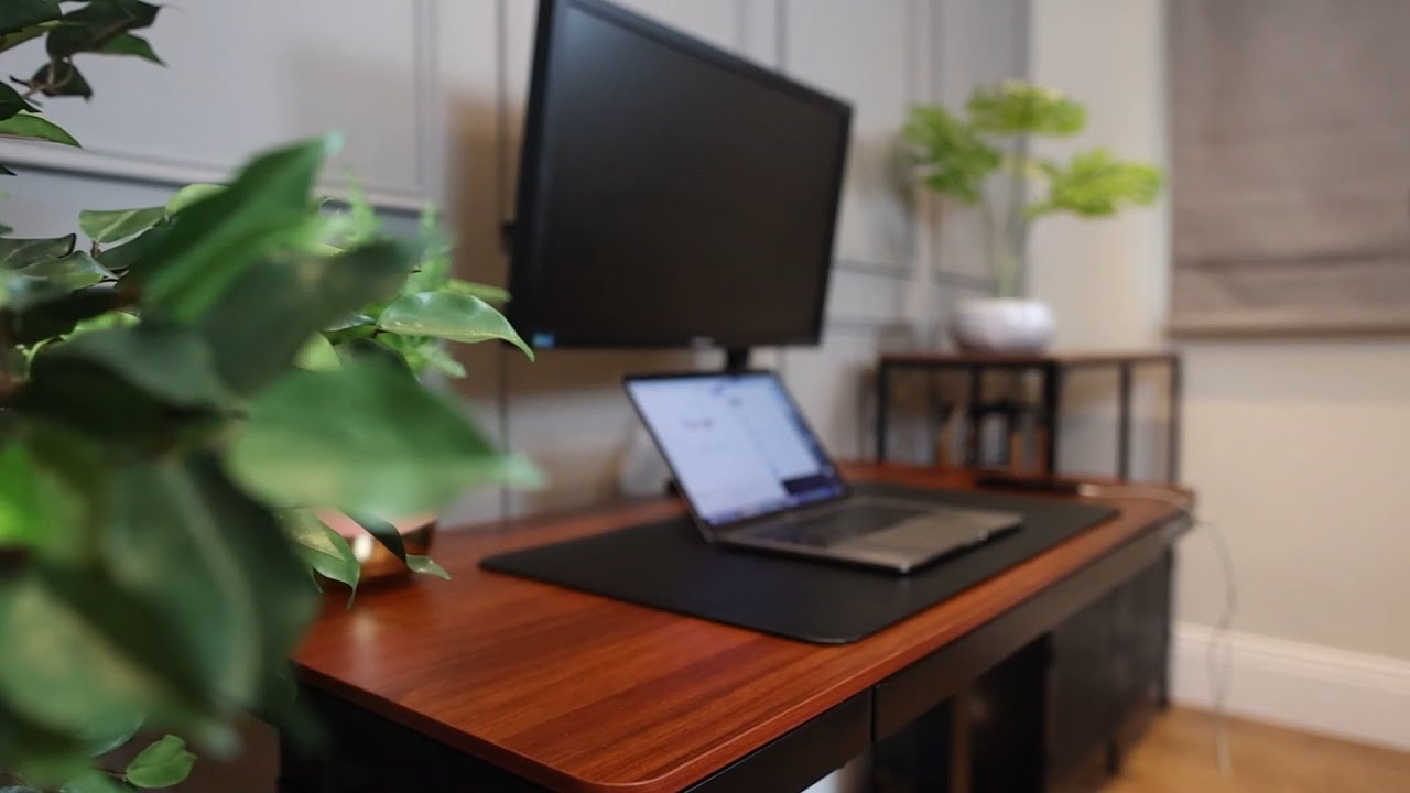 Purus Life Height Adjustable E desk