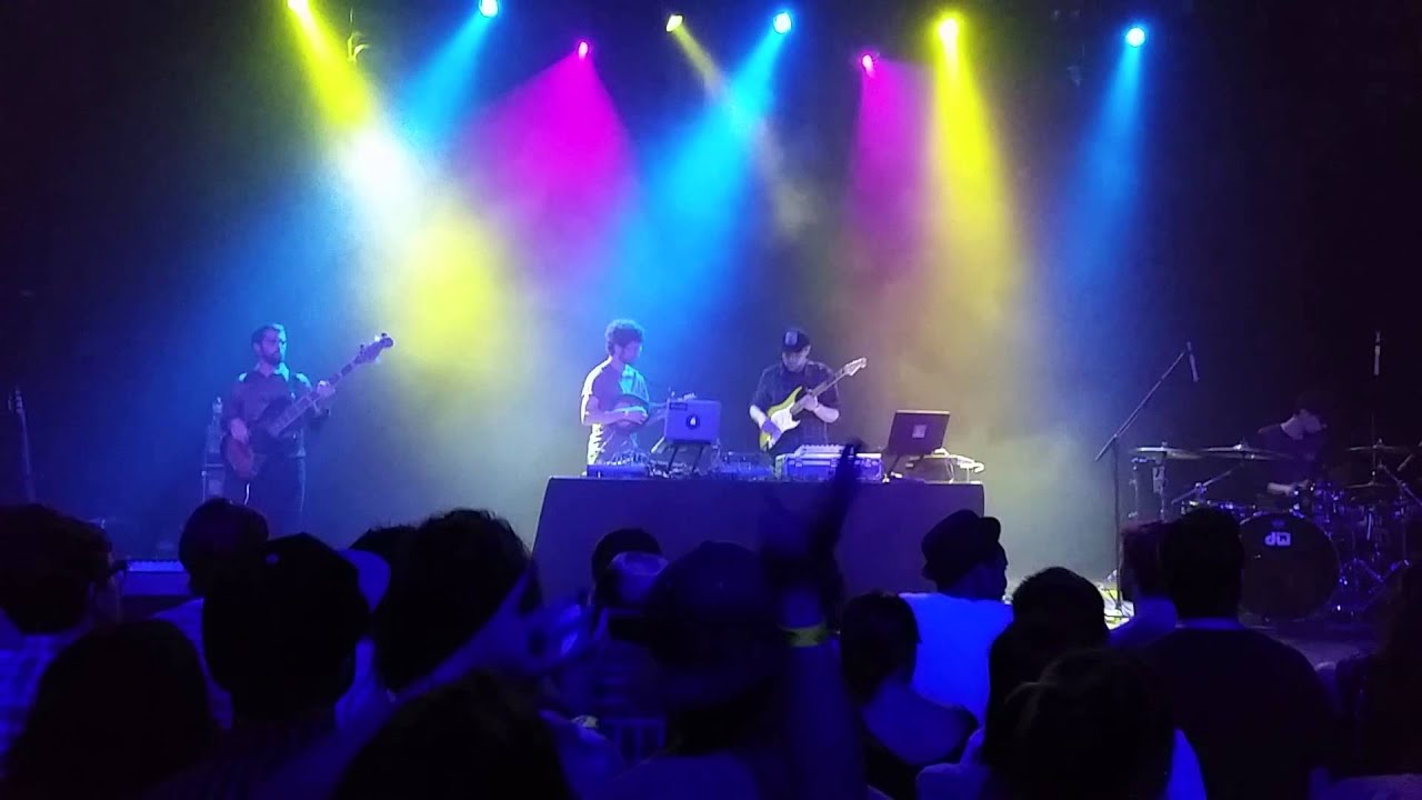 Emancipator Ensemble - Maps 5/8/14 - YouTube