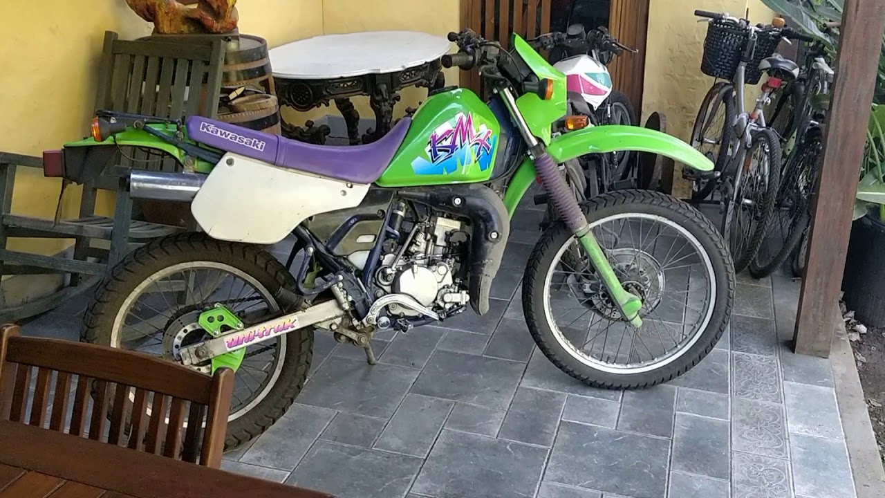 Kawasaki kmx 125 - irishblack