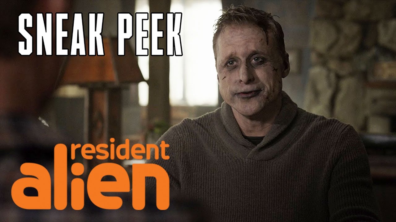 Does Failure Make Harry Human? [SNEAK PEEK] | Resident Alien | SYFY ...