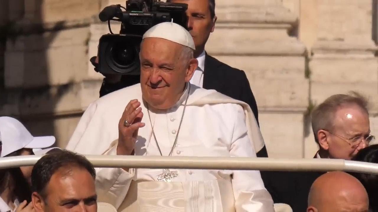 Pope Francis apologizes after being quoted using a vulgar term about ...