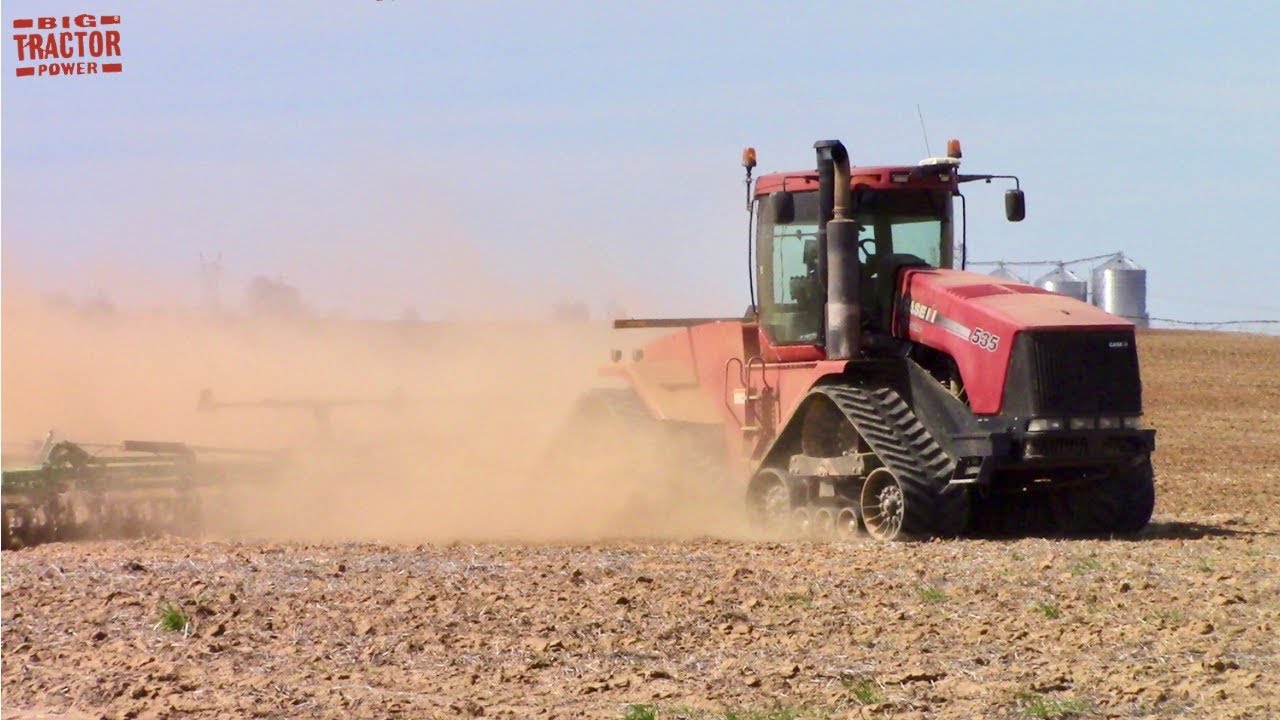 CASE IH 535 QUADTRAC Tractor Working on Spring Tillage 40ft Per Pass ...