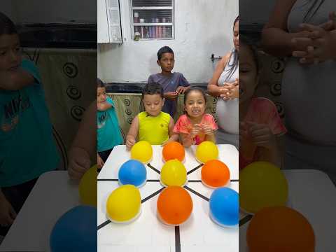 Estoure o balão e ganhe presentes ! Pt.1 #shortvideos #yuotubeshorts #brincadeiras