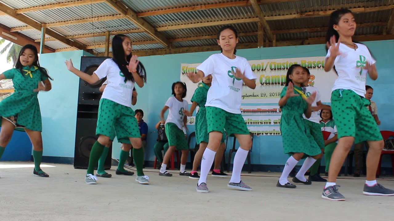 The Deaf Girls Scouts' dance presentation - YouTube