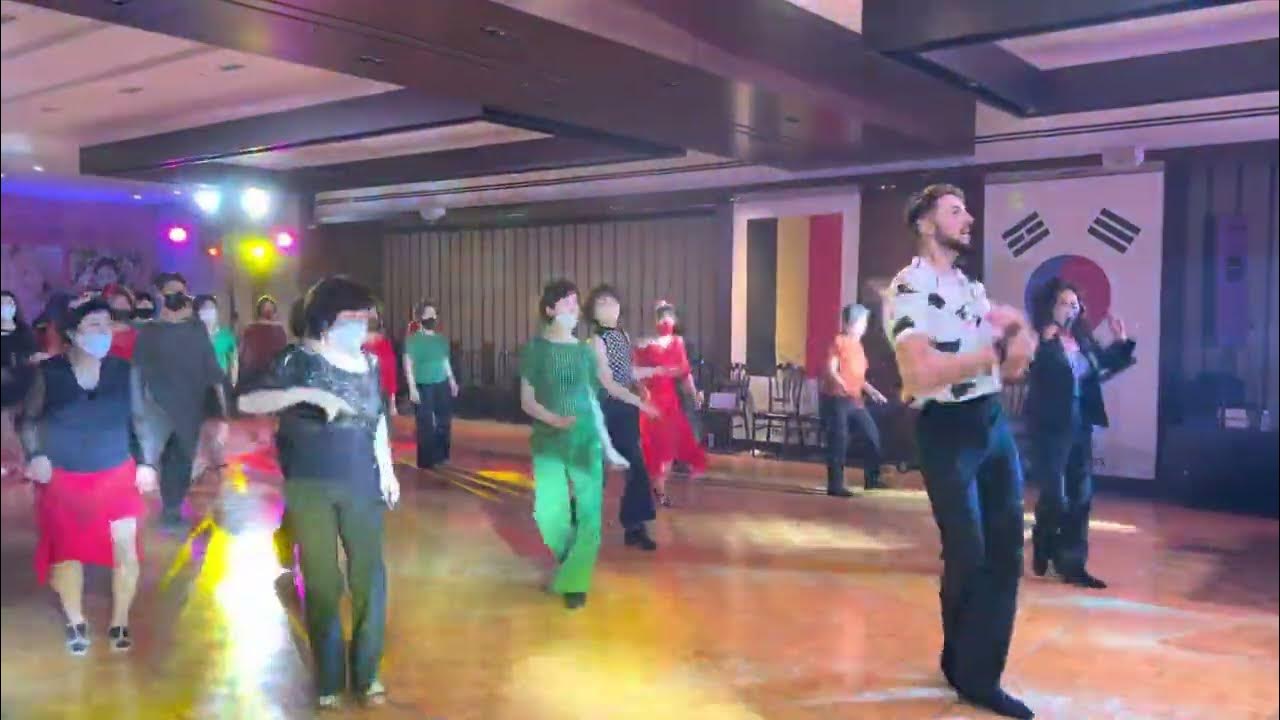 LOBA LINE-DANCE 😍 💃 by @ghyscolin6263 Colin Ghys Jo Kinser & John Kinser - YouTube