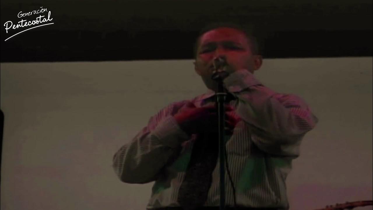 Porque me amaste allá en la cruz - Johnny Arias - YouTube