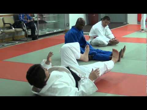 Basic Newaza Leg Exercise (1 of 2) - YouTube