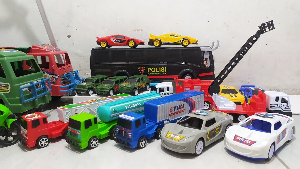 MOBIL BUS POLISI, MOBIL TRUK CARGO, MOBIL PEMADAM, DAN BANYAK MOBIL ...