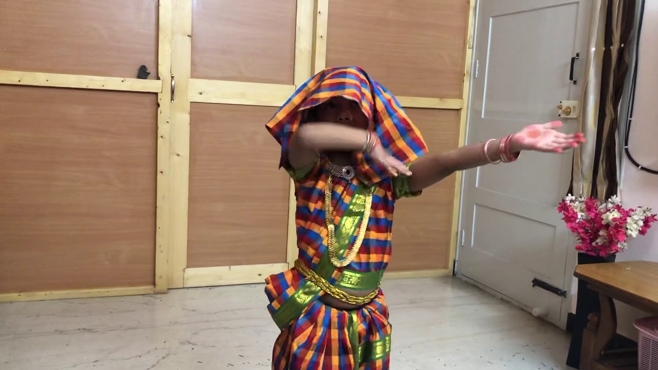 Lavni Marathi folk dance - YouTube