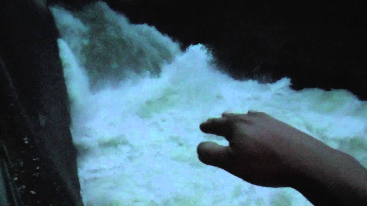 Hydrokinesis (Turbulence) - YouTube