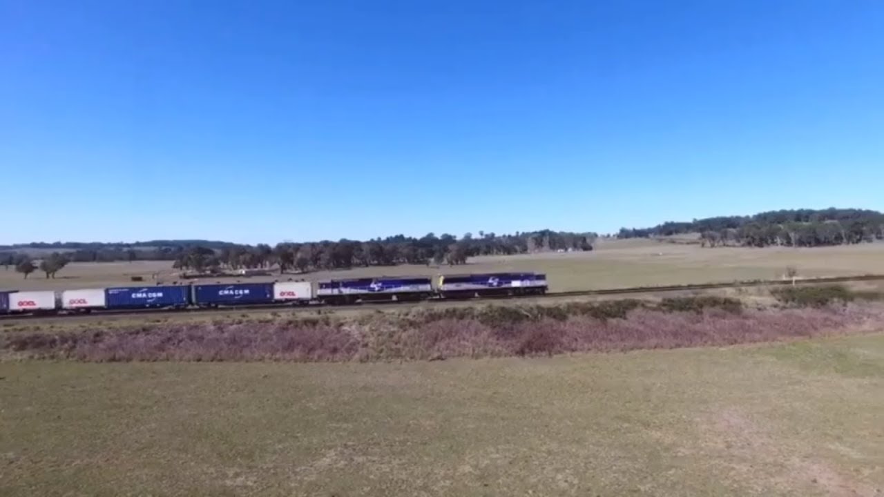 2 CFCLA CM class locos climb Exeter Bank - YouTube