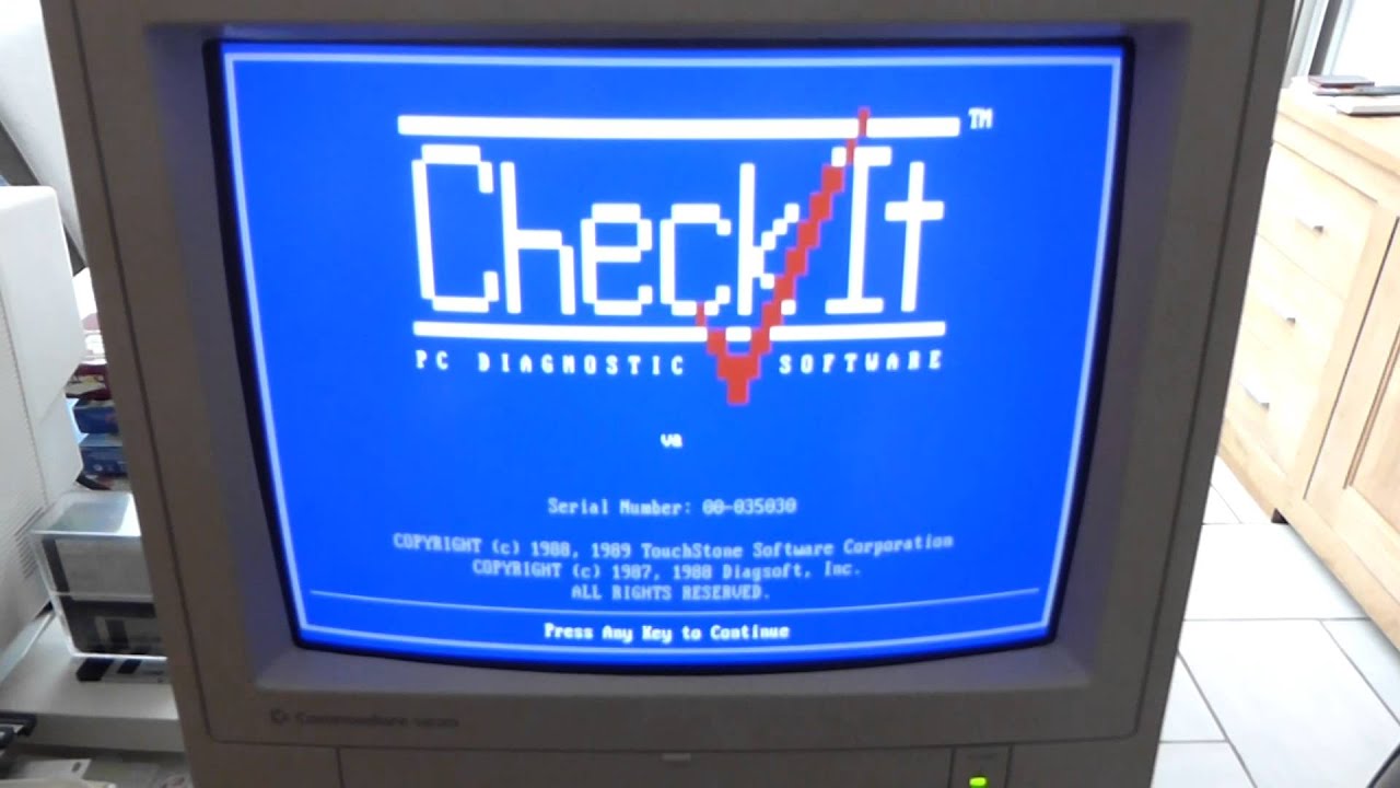 Commodore PC30-III - Booting at 6 MHz - YouTube