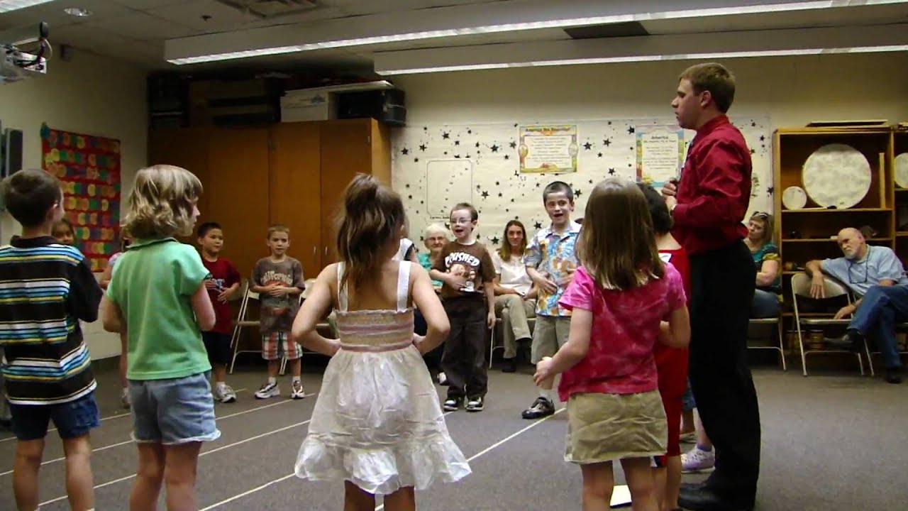 Lucas' First Grade Music Class - YouTube