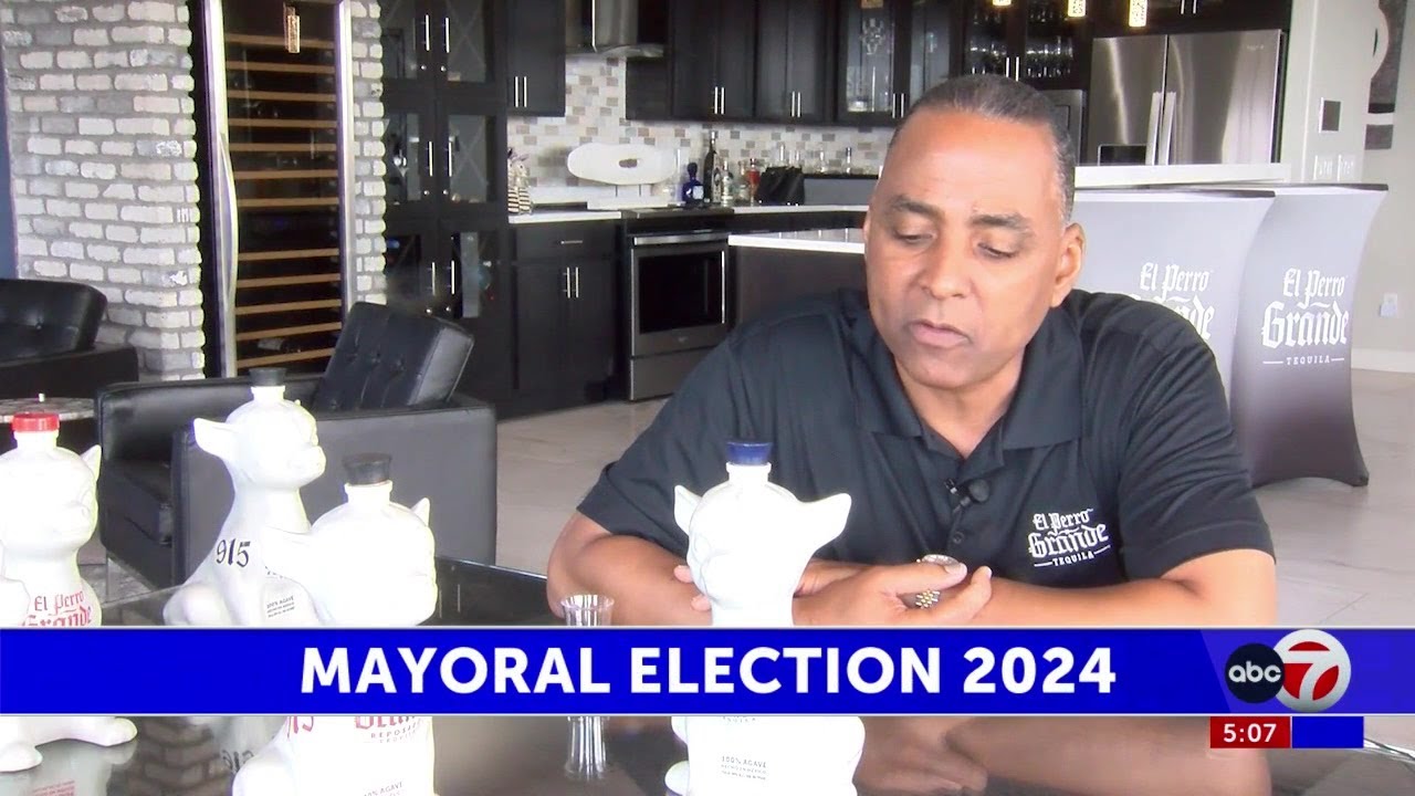 El Paso businessman Renard Johnson running for mayor - YouTube