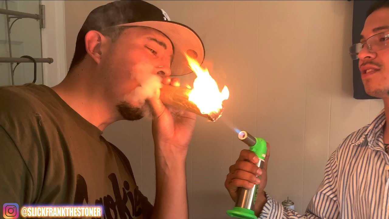 2 Oz Joint Sesh With Mr Thc (Behind the Scenes) - YouTube