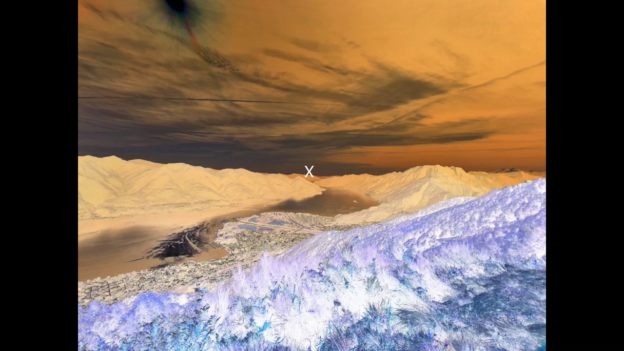 Epic optical illusion with negative color image, that you must see ...