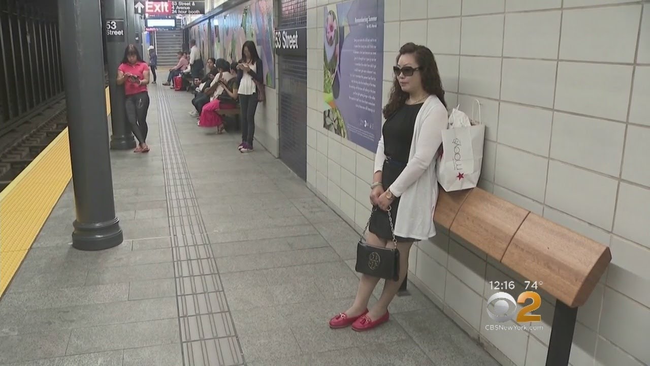 Subway Leaners Give Riders Another Way To Wait - YouTube
