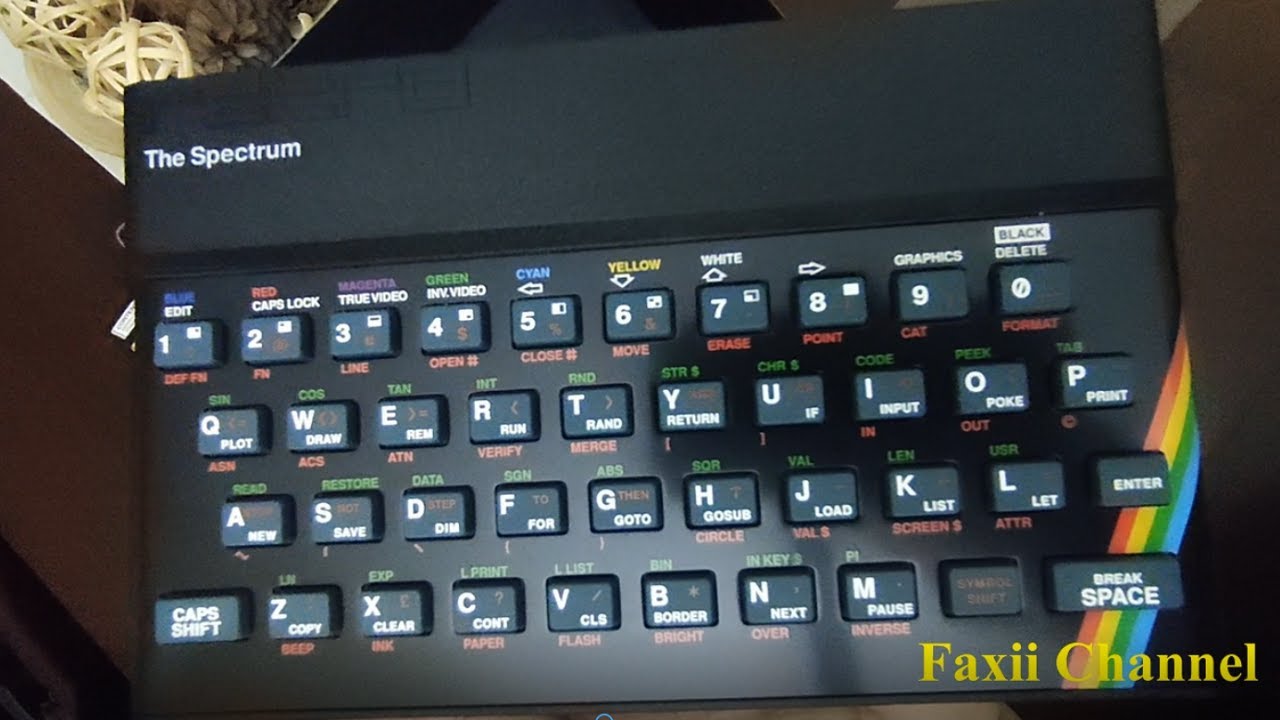 Unboxing: The Spectrum Retro Games ltd 🎄 - YouTube