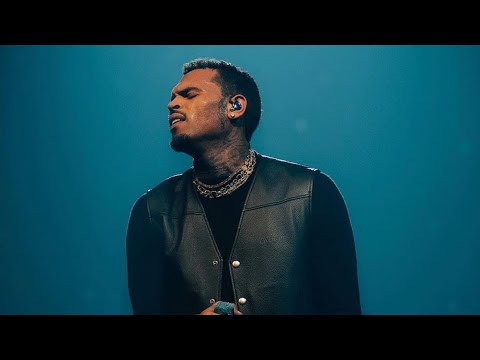 Chris Brown - Summer Too Hot Live @ Dubai