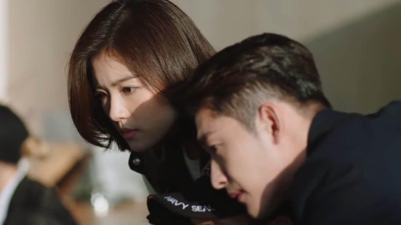 富家女假惺惺帮助女主，实则偷偷接近霸总 | 张翰 王丽坤 | 海洋之城 One Boat One World - YouTube