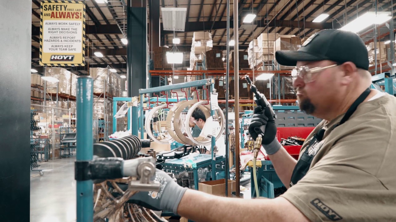 T-Bone tries out for Hoyt HQ position - YouTube