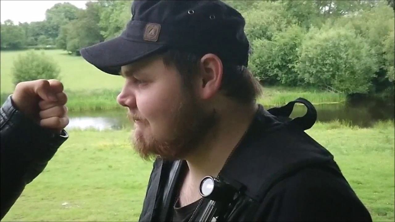 Man getting punched in face in slow motion - YouTube