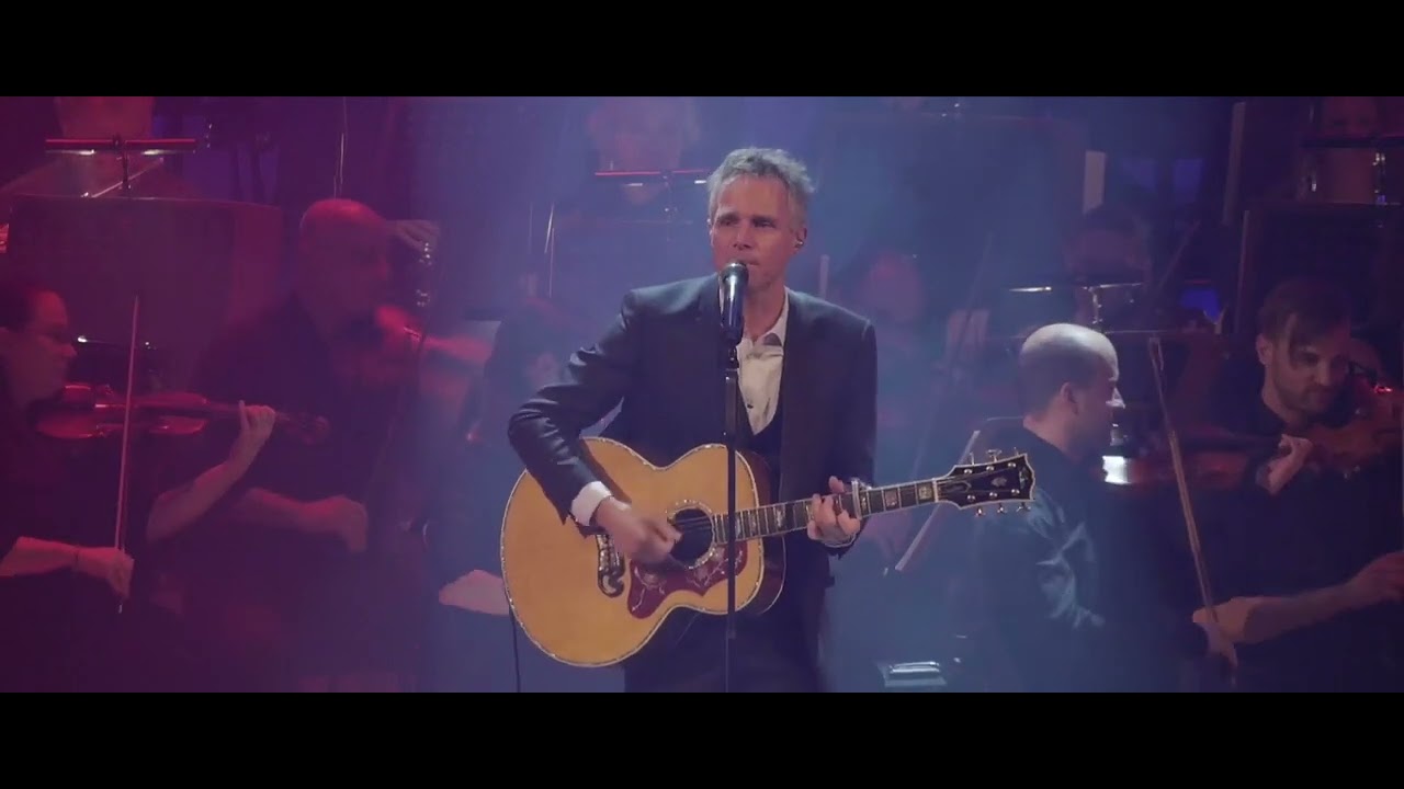 Tina - official video - YouTube