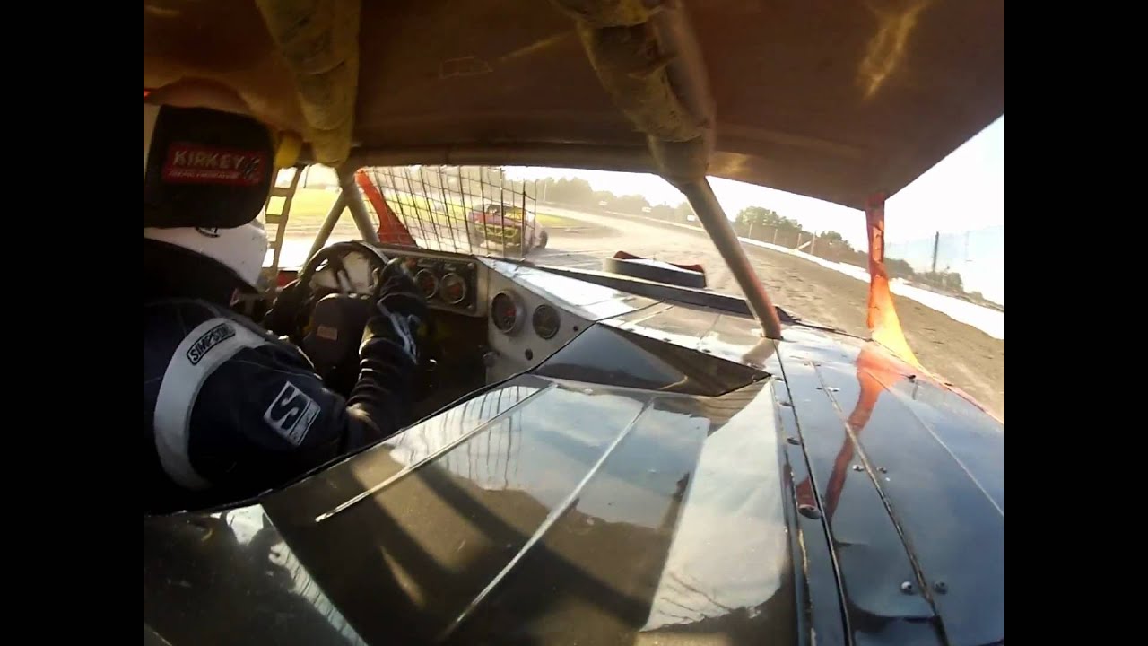 IMCA Modified June 15,2012 Heat Race I-88 Speedway - YouTube