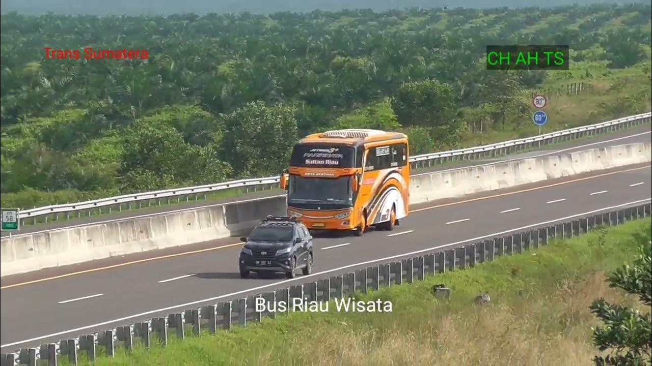 Bus Fajar Riau Wisata lintas pagi area jalan tol Simpang Anggur - YouTube