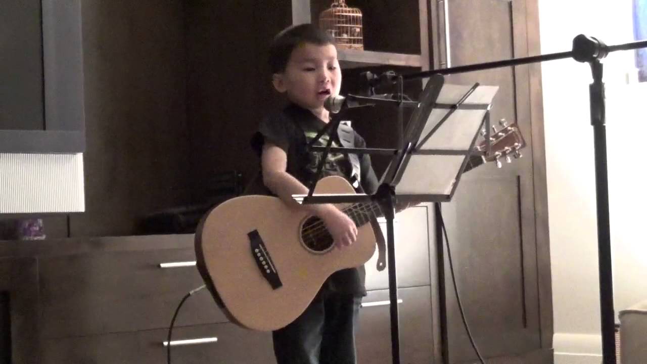 Adam Yee - The Moon Represents My Heart - 6 yrs old - YouTube