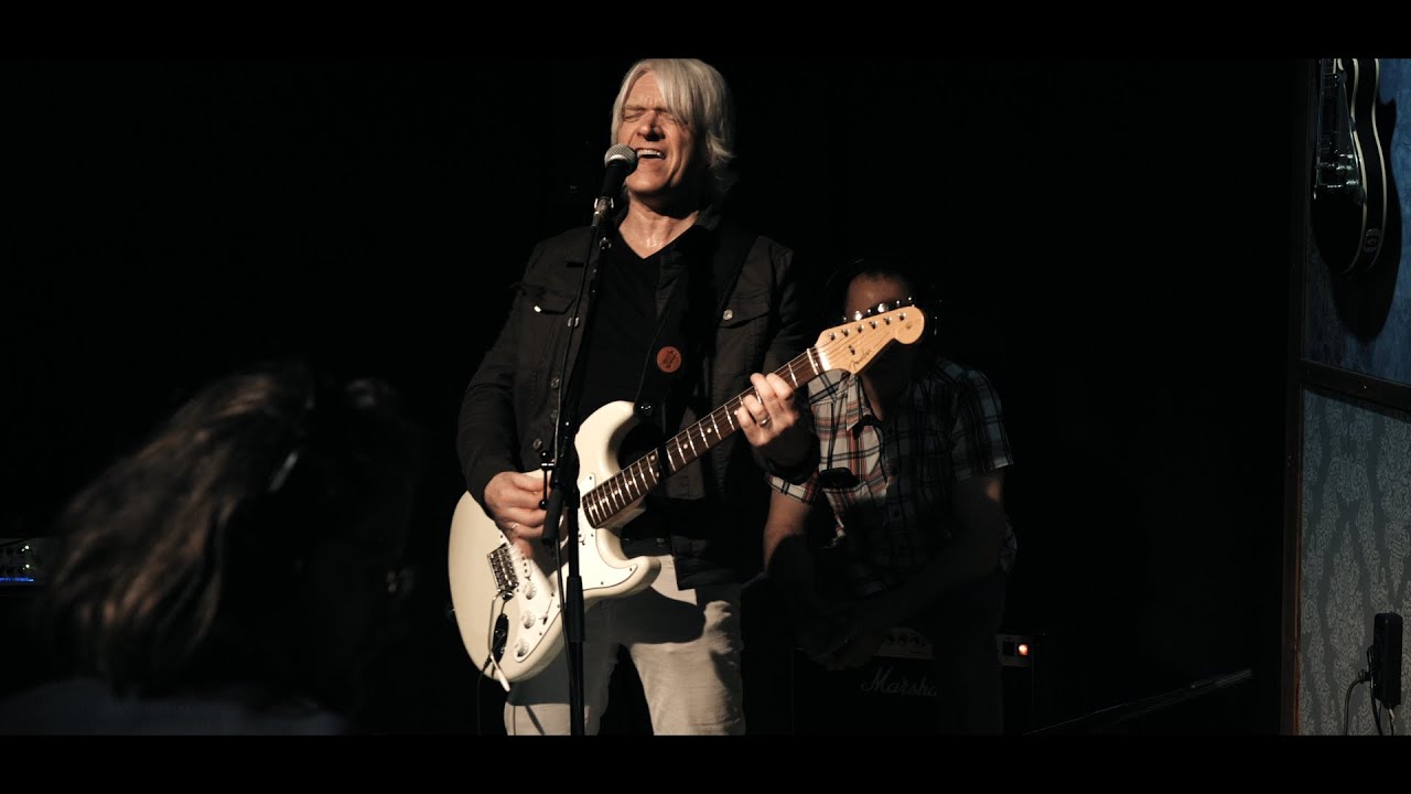 Neil Taylor "No God like Rock'n Roll" - ViewMusic Session - YouTube