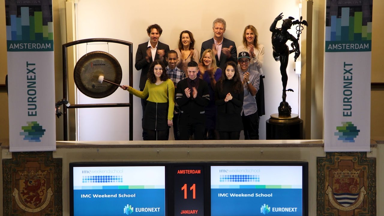 IMC Weekendschool visits Beursplein 5 - YouTube