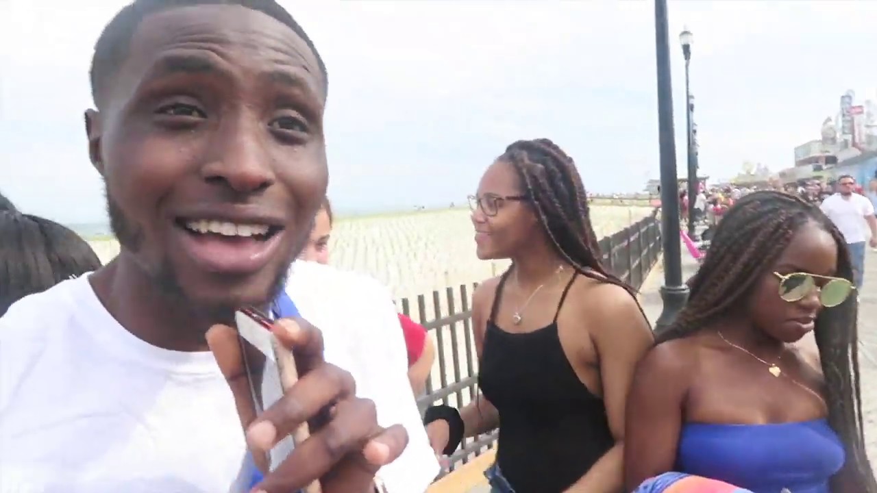 KISS OR GRAB 💋😏 PT. 2 | PUBLIC INTERVIEW | *FOR THAT CA$H* (BEACH ...