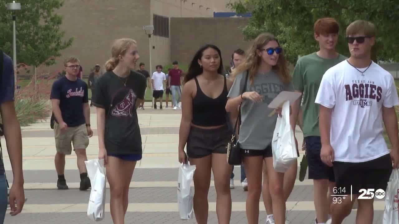 Aggies return to campus; feeling the cost of a new semester - YouTube