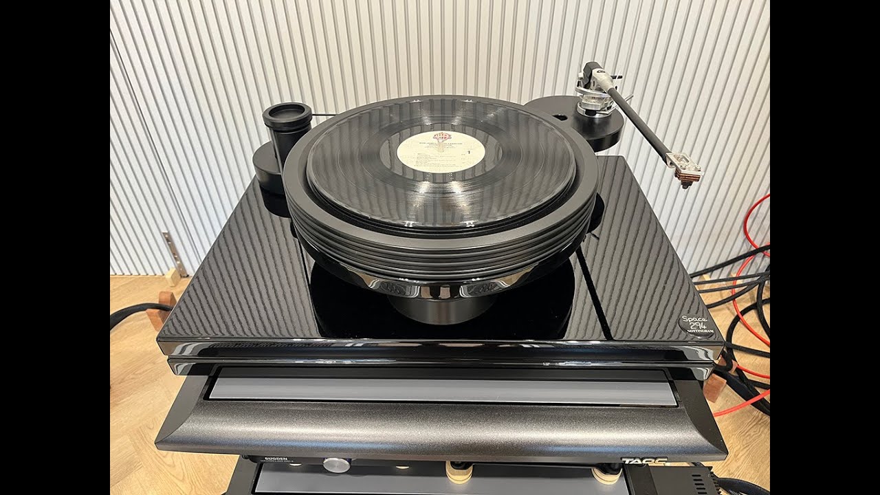 Nottingham Space 294 with Aidas Cartridges & Sugden PA-4 Phono - YouTube