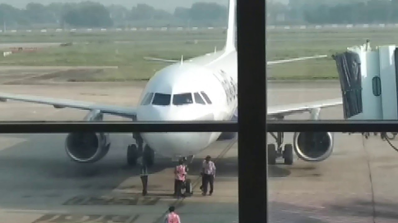 varanasi airport - YouTube