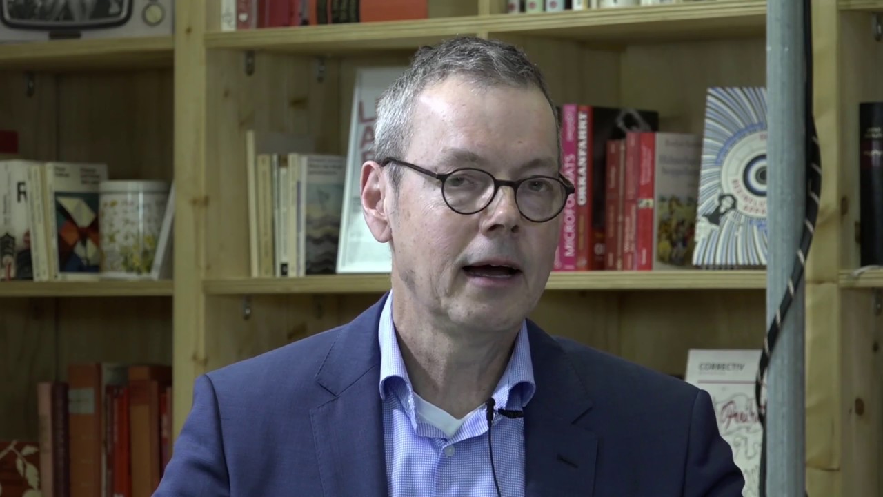 Ökonom Peter Bofinger über die Zukunft der Arbeit - YouTube