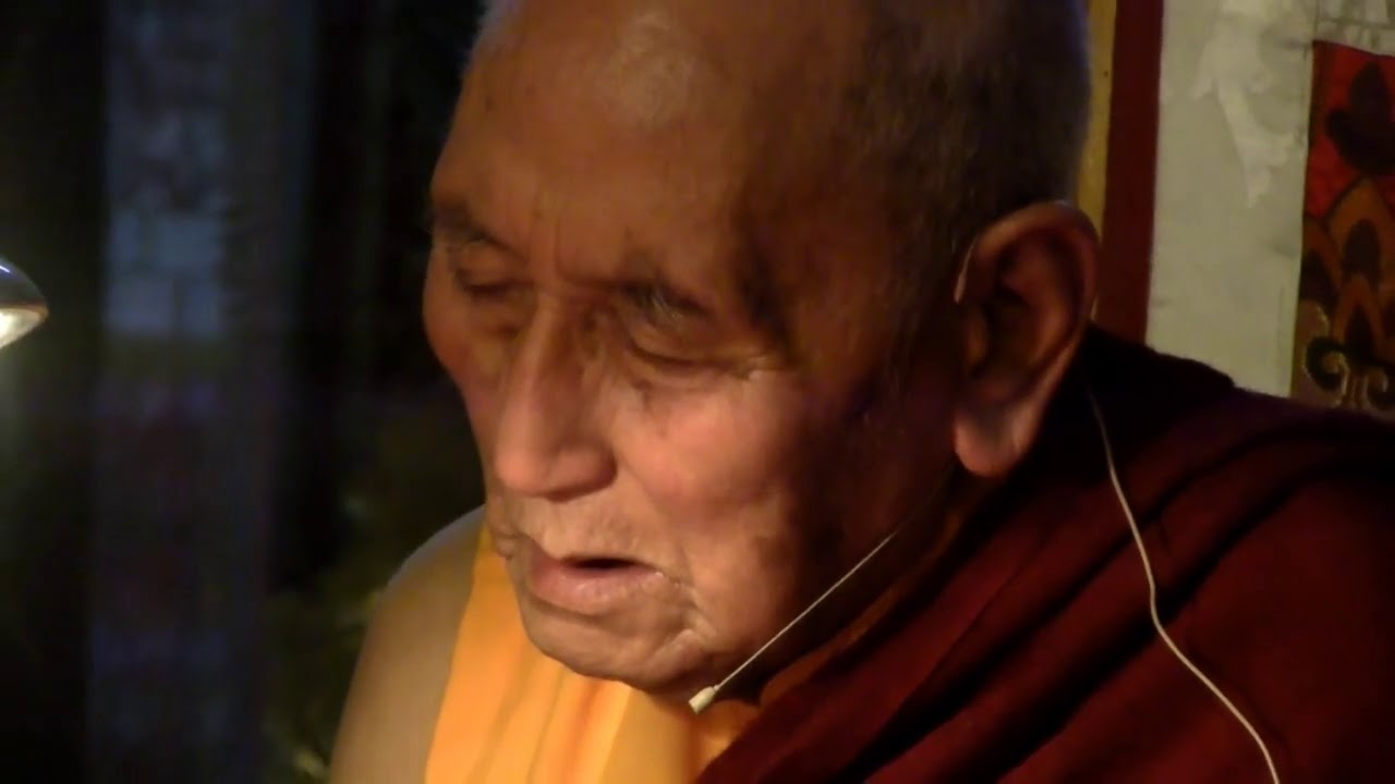 Vajra Guru Chanting in Shechen 揚唐仁波切領誦蓮師心咒於雪謙寺 6mins Rayonner Films ...