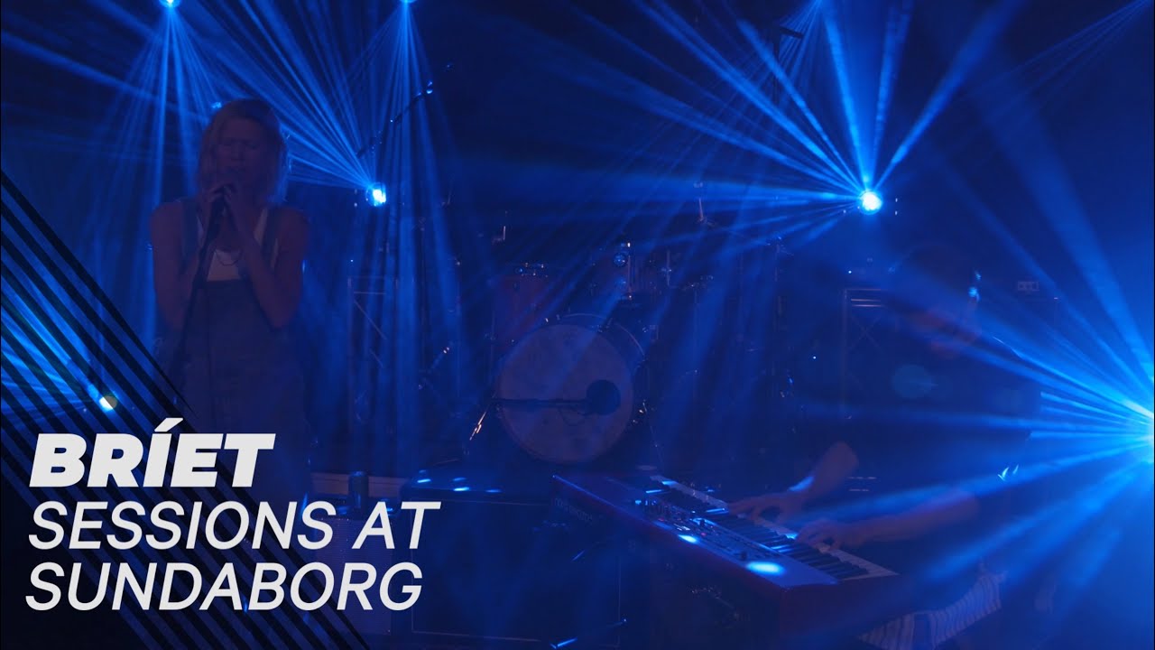 BRÍET - Sessions at Sundaborg - YouTube