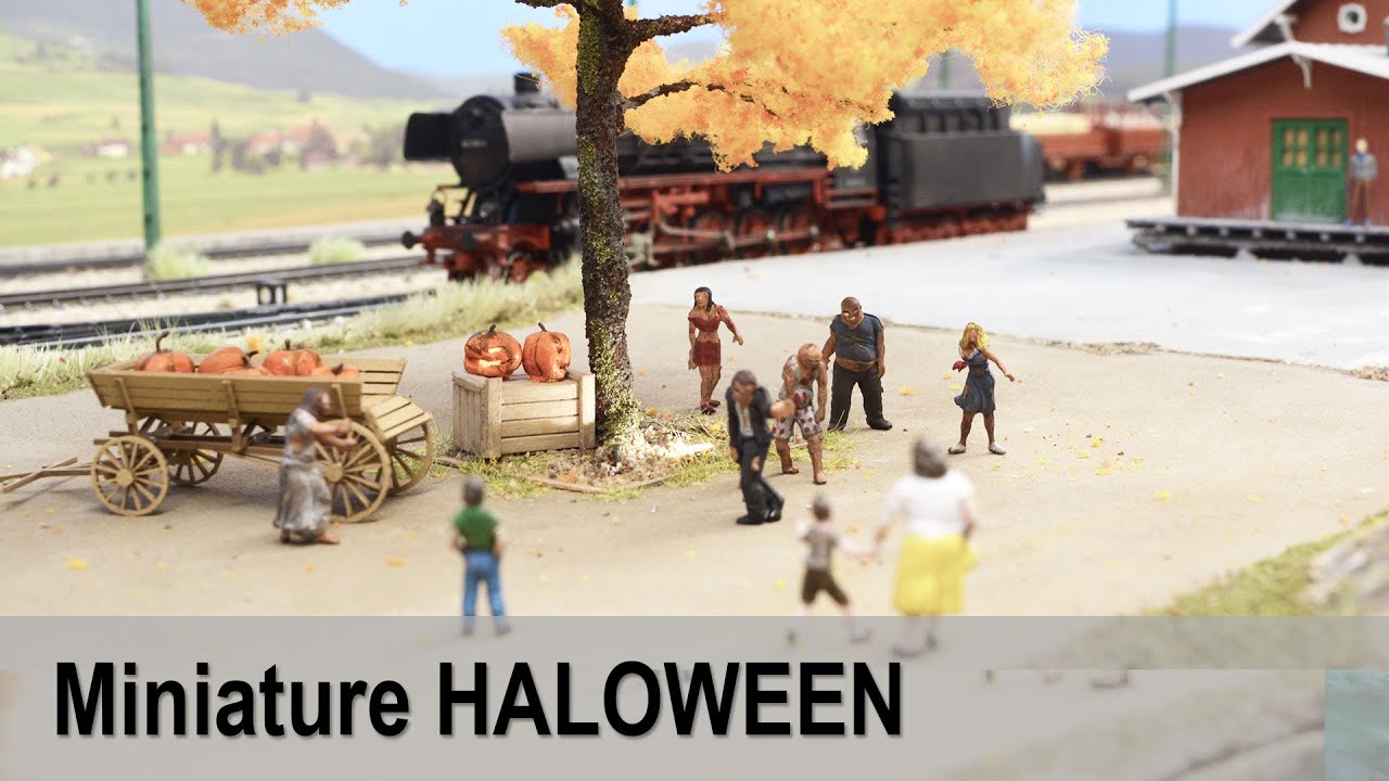 Model a magic Haloween scene in H0-scale - YouTube