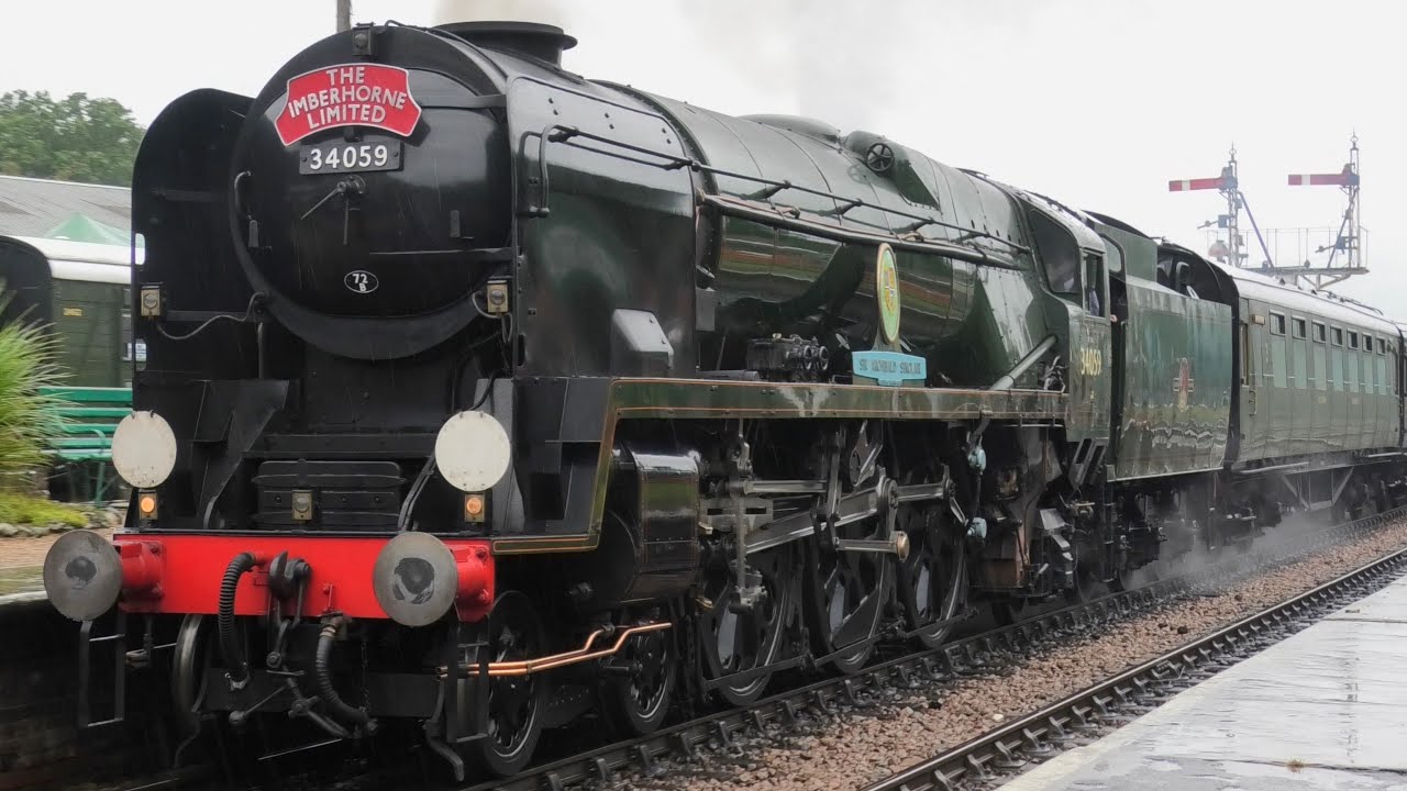 34059 Sir Archibald Sinclair Arrives At Horsted Keynes On The Bluebell ...