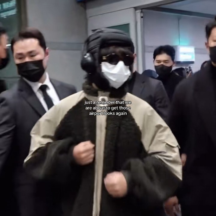 father father #bts #taehyung #shorts #kimtaehyung #v - YouTube
