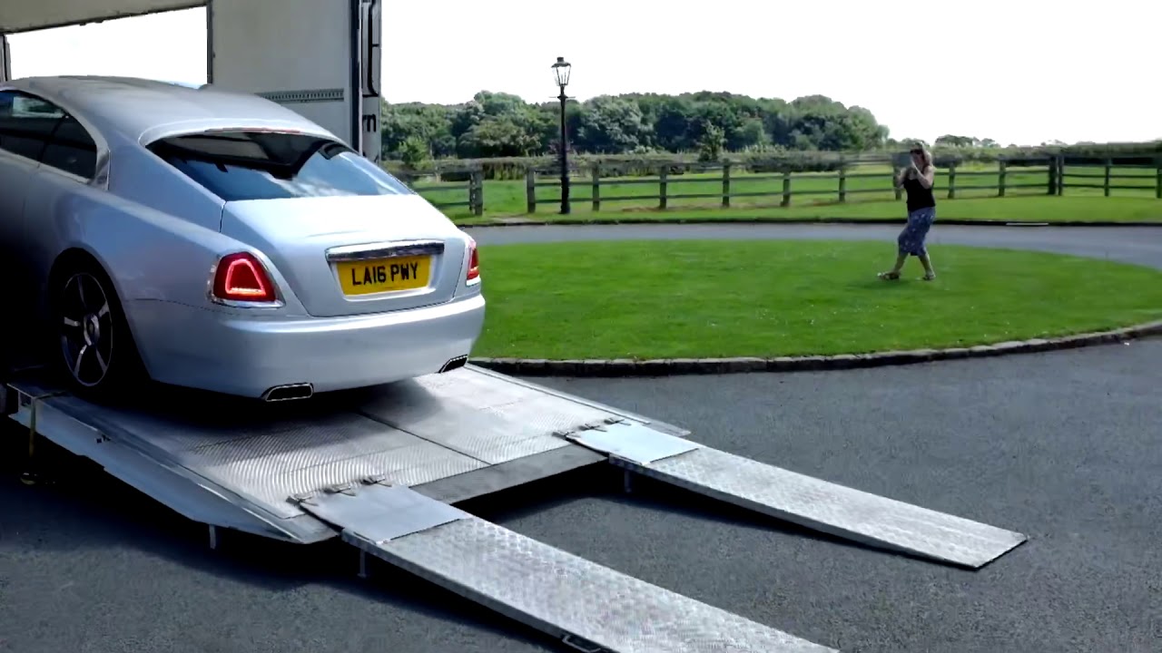 Simon Stepsys New Home Delivery Rolls Royce Wraith - YouTube